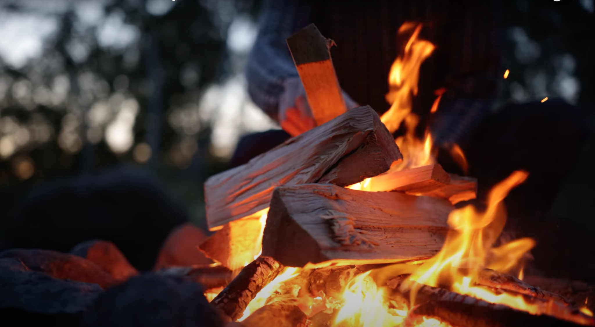 Guide | Sådan tænder du et godt bål | Friluftsland
